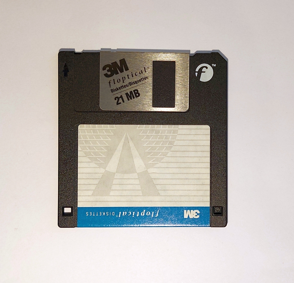 Floppy diskovi - Podatkovni mediji