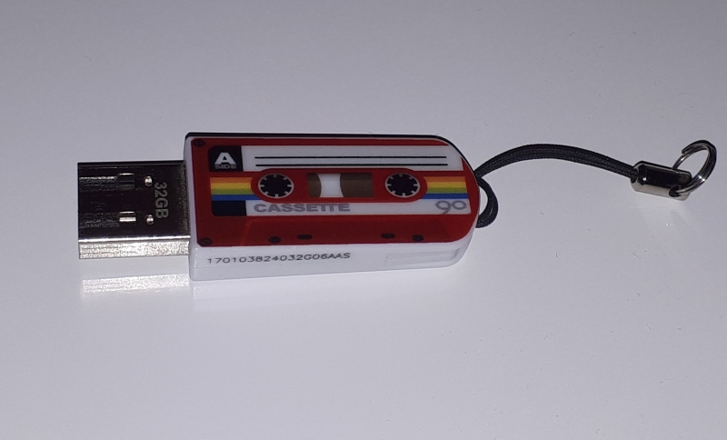 Flash memorija - Podatkovni mediji